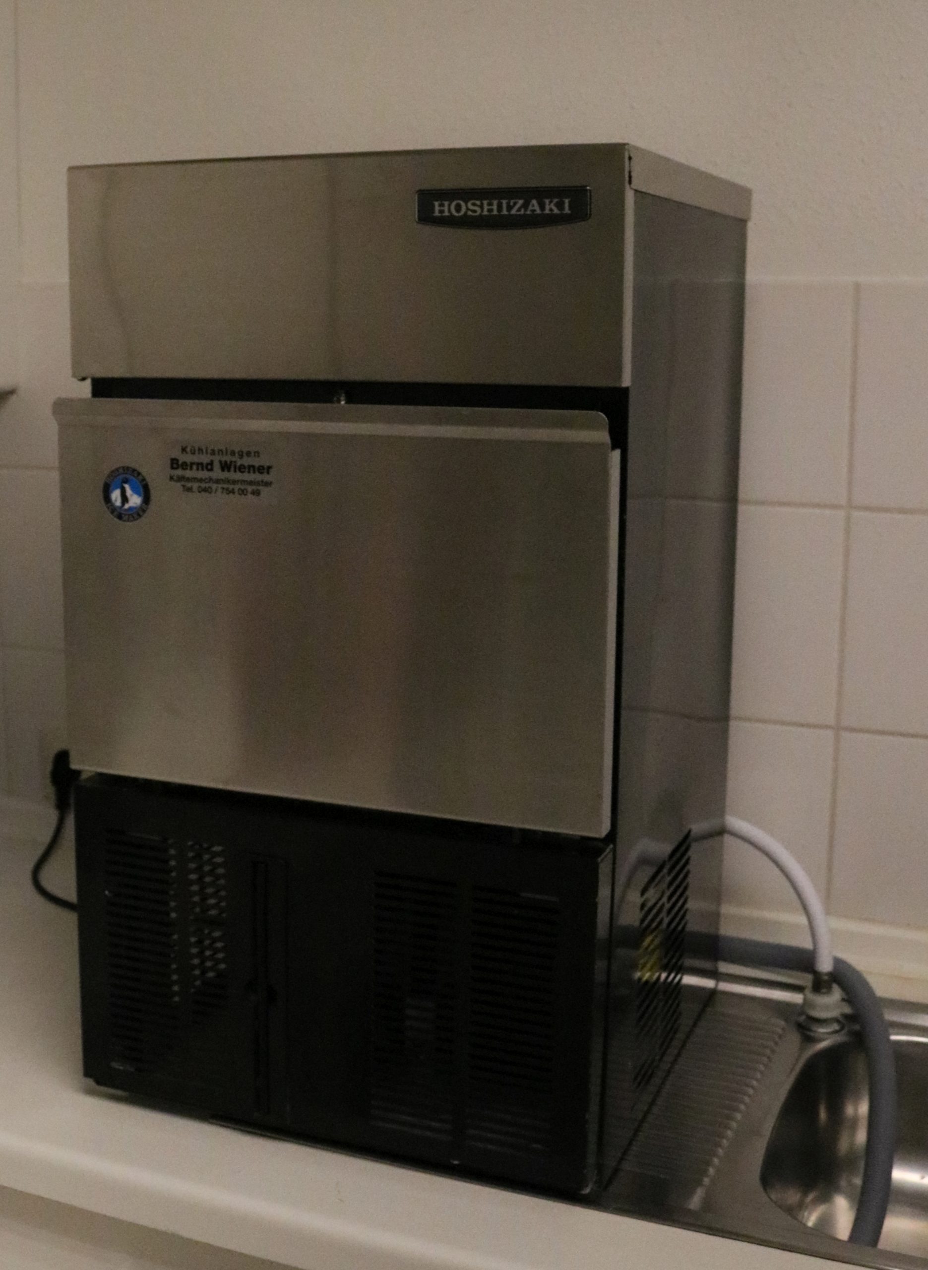 Hoshizaki Ice Maker: Is It Worth It? - Book Ends London